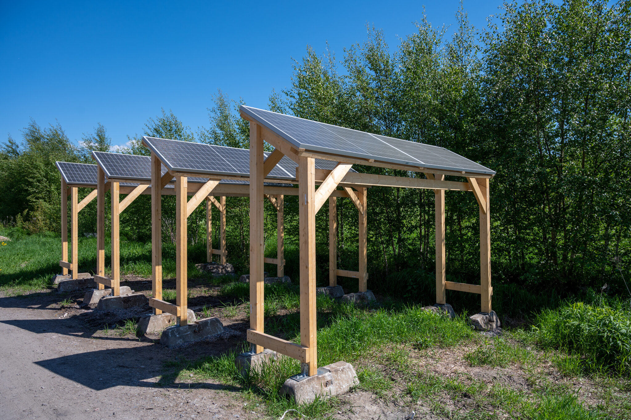 Hur bra funkar solföljare och växthus med integrerade solceller ...