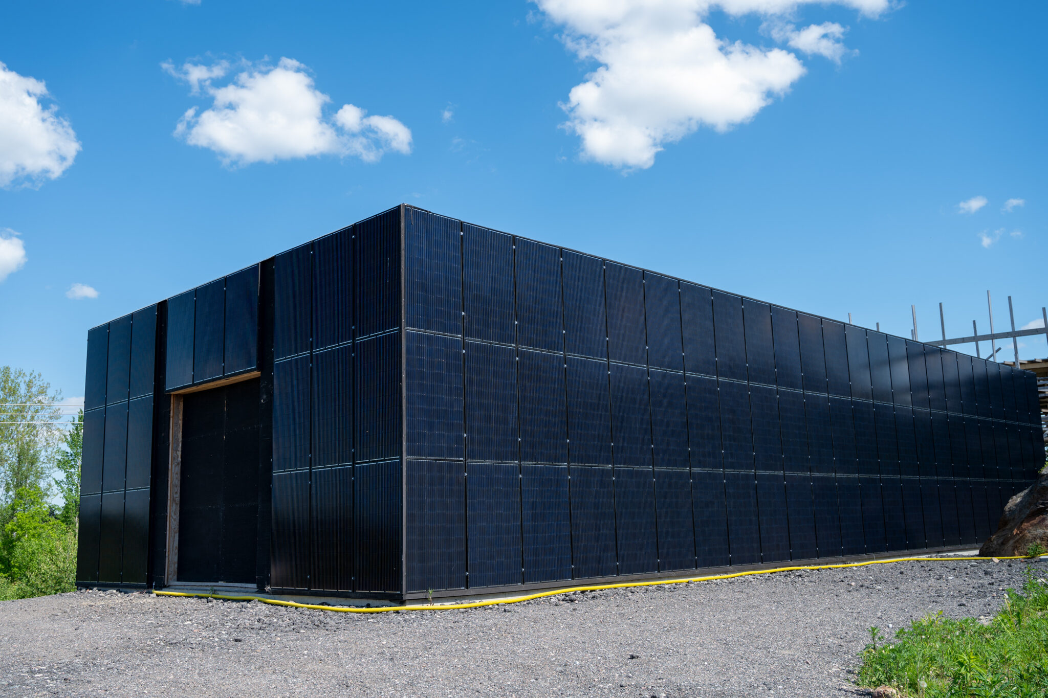 Hur bra funkar solföljare och växthus med integrerade solceller ...