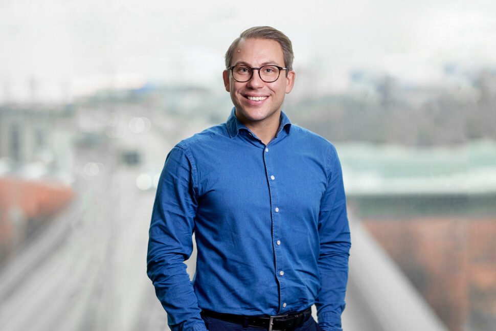 ”Vi skulle behöva fler företagsledare i politiken” - Elinstallatören