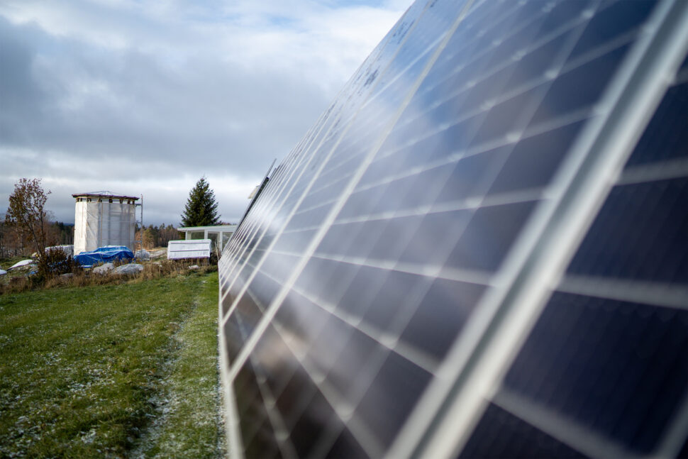 Sommarsol blir vintervärme med energilagring i makadam - Elinstallatören