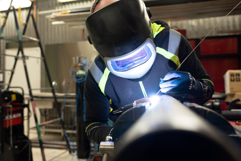 Svetsning är det roligaste han vet - så här gör han walk the cup - VVS ...